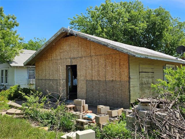 1008 Lackey St, Brownwood, TX 76801 | MLS #21230