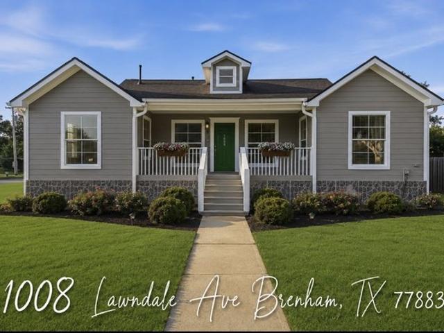 1008 Lawndale Ave, Brenham, TX 77833