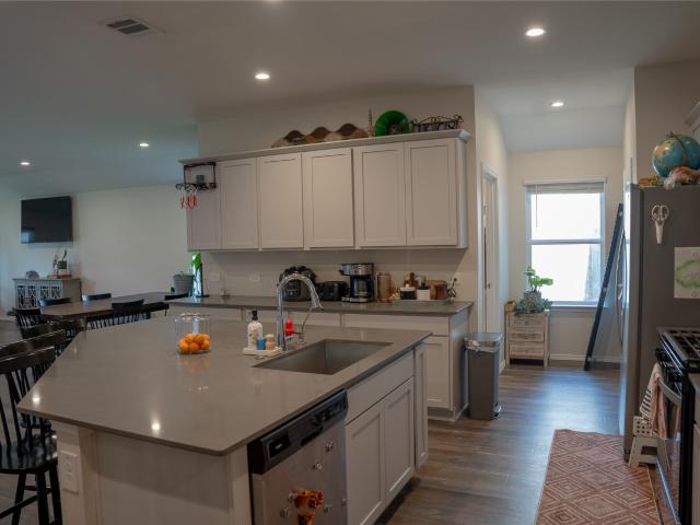 1008 Llano Trail