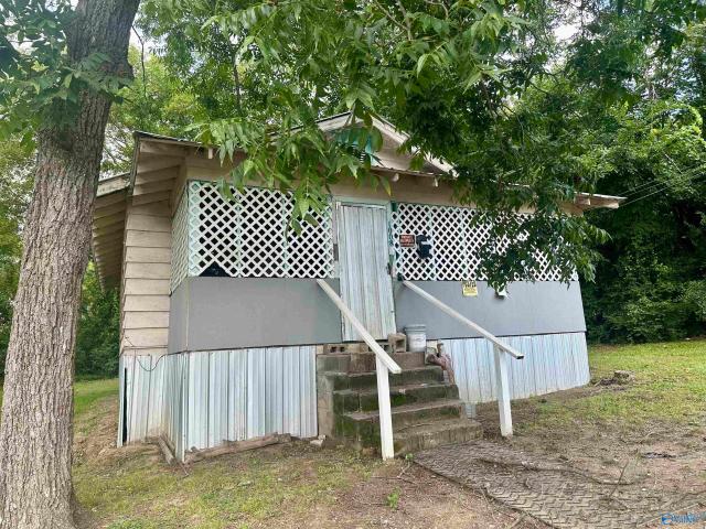 1008 Penny Street