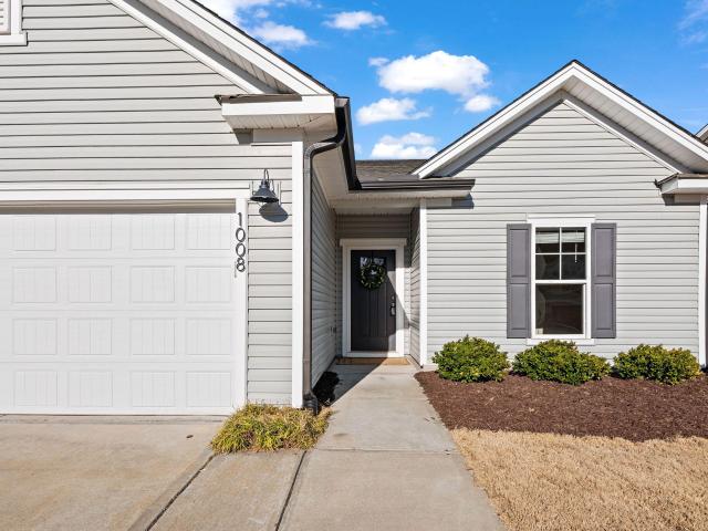 1008 Sandtrap Way