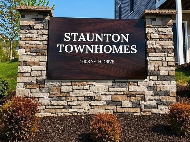 1008 Seth Dr, Staunton, VA 24401