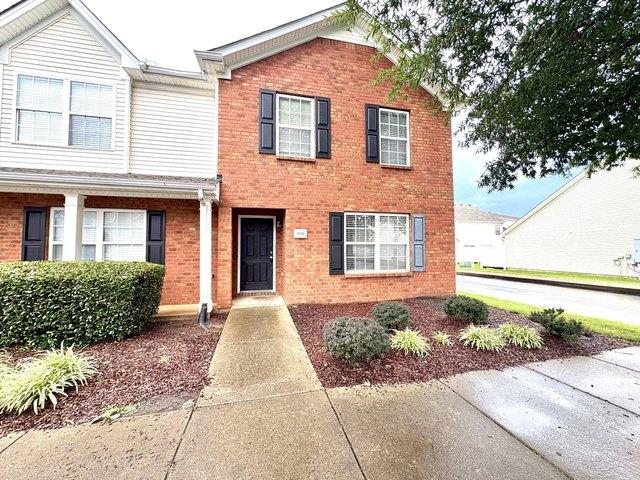1008 Sitting Bull Xing, Murfreesboro, TN 37128