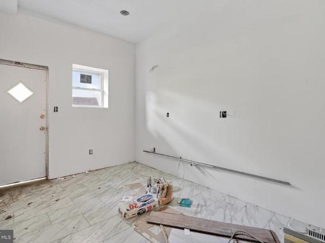 1008 Snyder Avenue