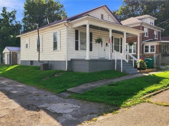1008 Tefft St, Parkersburg, WV 26101