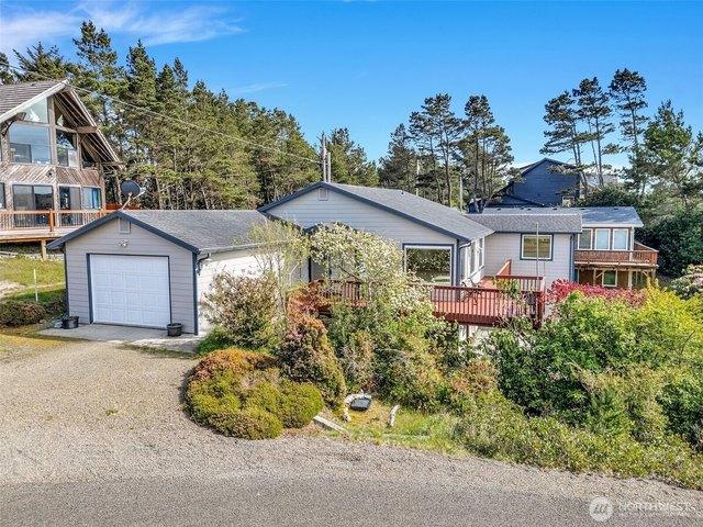 1008 th Pl, Ocean Park, WA 98640