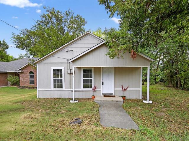 1008 Van Winkle St, Weatherford, TX 76086 | MLS #21168 | Compass