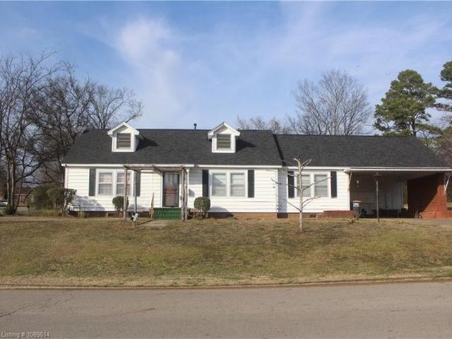 1008 W College St, Ozark, AR 72949