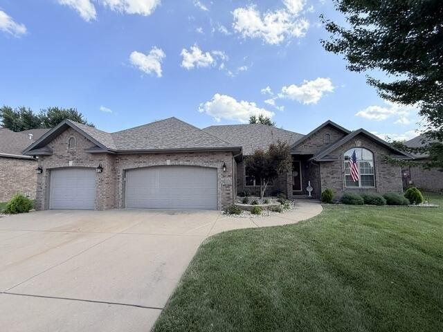1008 W Glacier Ct, Nixa, MO 65714