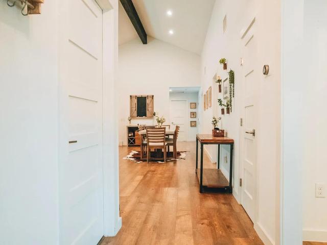 1008 Walter St