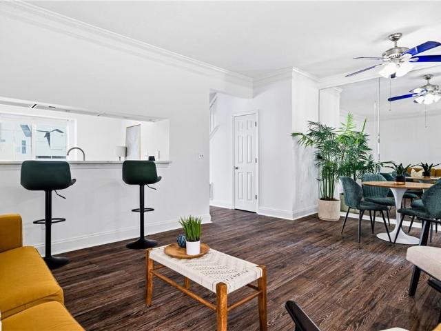 1008 Wedgewood Way
