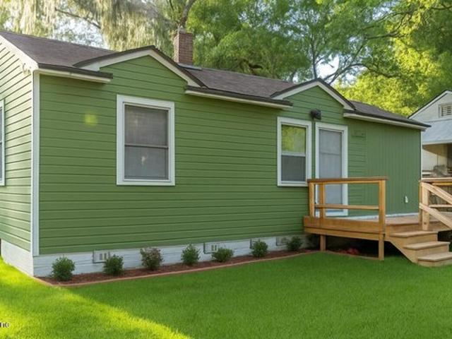 1008 Westbrook Cir W, Jacksonville, FL 32209