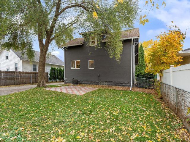 1008 3rd Avenue NW
