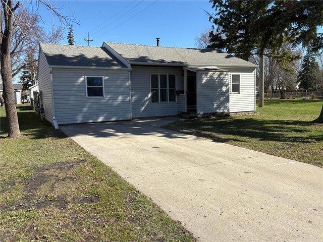 1008 7th Ave N, Wahpeton, ND 58075