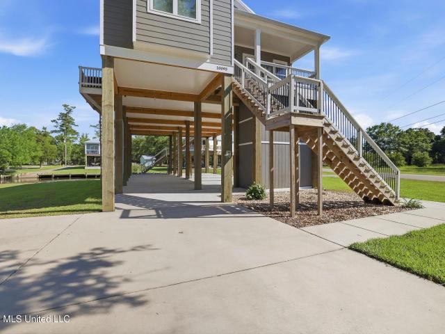 10093 E Shorecrest Road