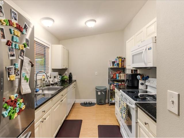 10090 sw beaverton hillsdale hwy # 13