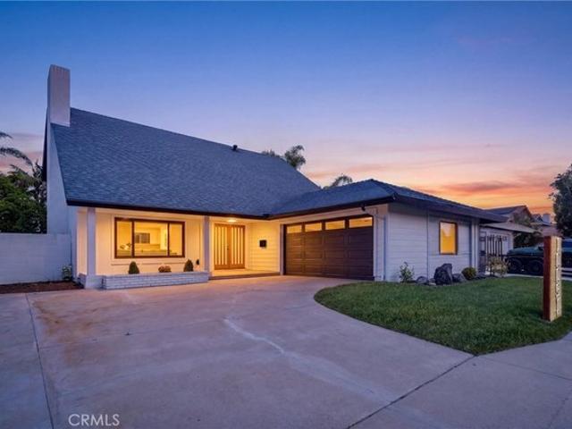10091 Edye Dr, Huntington Beach, CA 92646
