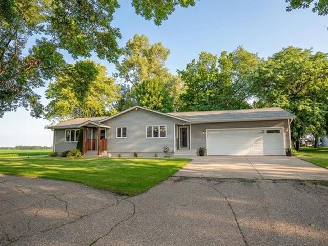 10094 SW 120 Ave, Raymond, MN 56282