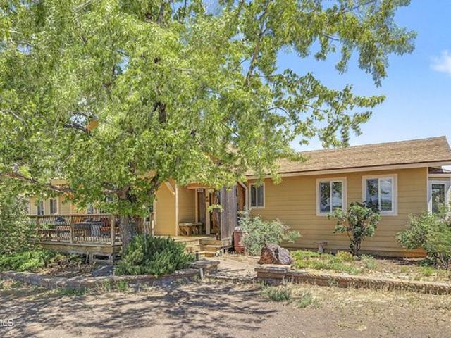 10095 Buckskin Ct, Flagstaff, AZ 86004
