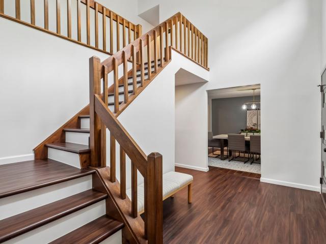10095 Oakridge