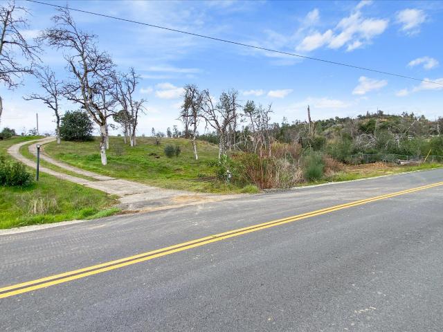 10096 Victoria Drive