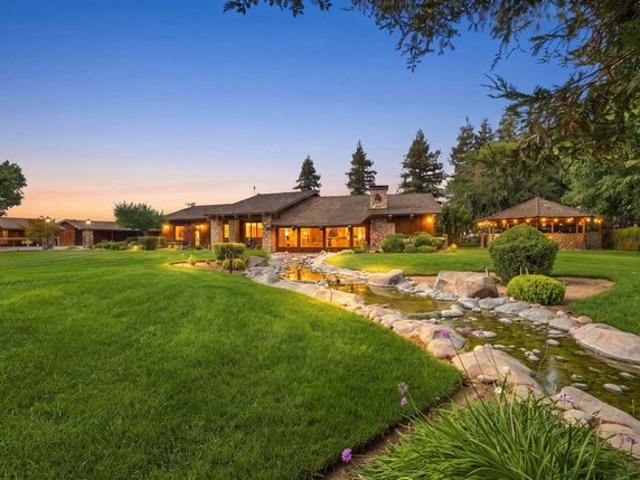 10098 Avenue 360, Visalia, CA 93291