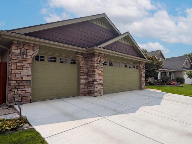10099 W Arrowleaf Court