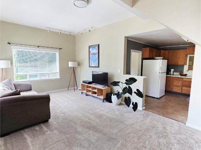1009 McLean Road