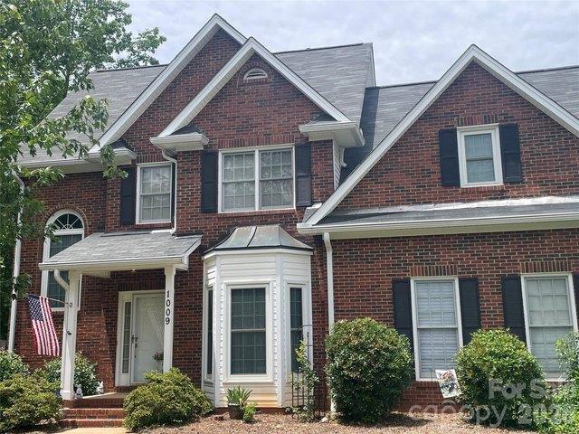 1009 Millwright Ln, Matthews, NC 28104