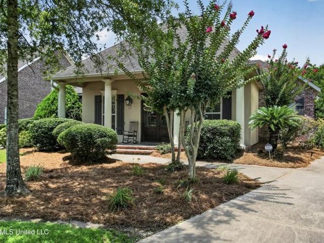 1009 Mill Rd, Gulfport, MS 39507
