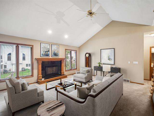 1009 NE 24th Court