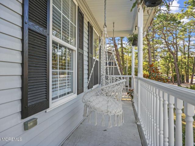 1009 Beach Lane