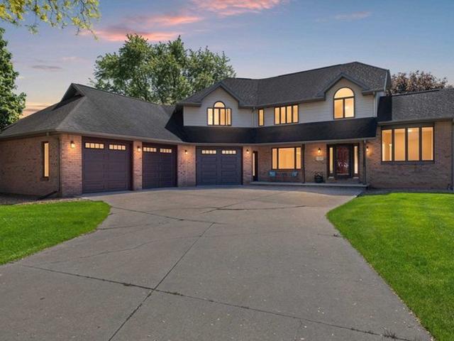 1009 Brill Rd, Kaukauna, WI 54130