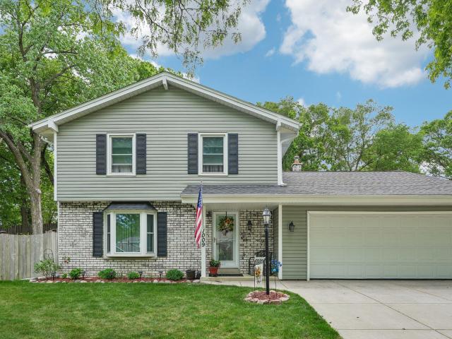 1009 Canterbury Ln