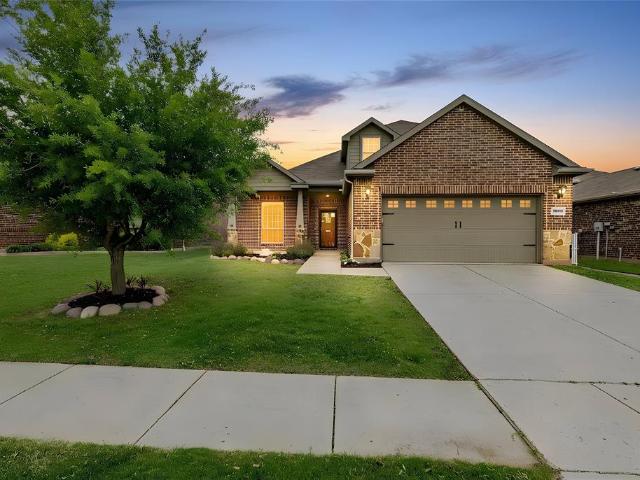 1009 Cheyenne Dr, Aubrey, TX 76227 | MLS #21221 | Compass