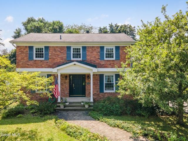 1009 Cheyenne Rd, Glenville, NY 12302