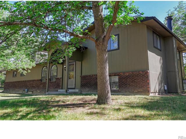 1009 Club View Road