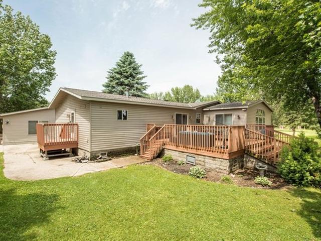 1009 County Road 10 NE, Osakis, MN 56360