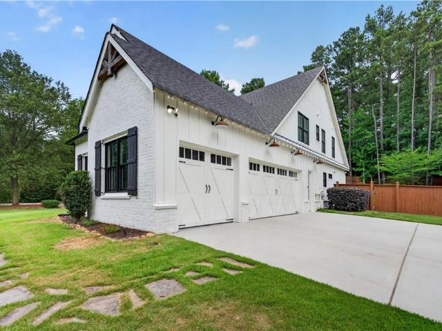 1009 Davenport Circle