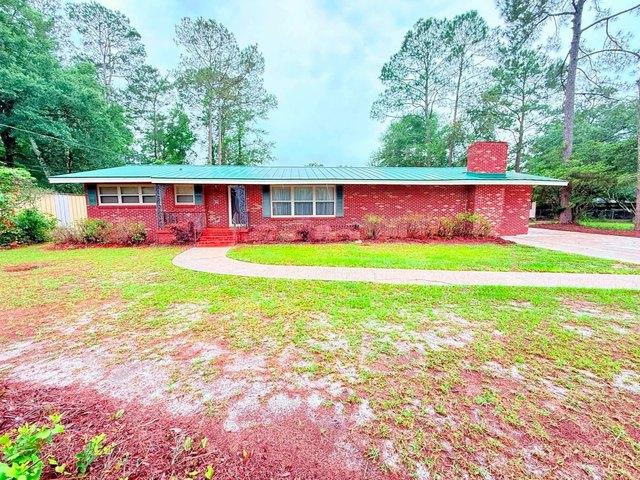 1009 Dogwood Dr, Geneva, AL 36340