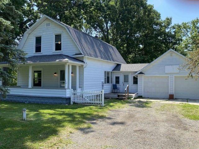 1009 E Grand River Rd, Laingsburg, MI 48848