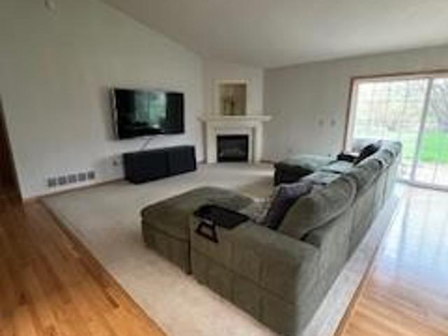 1009 Fairway Drive