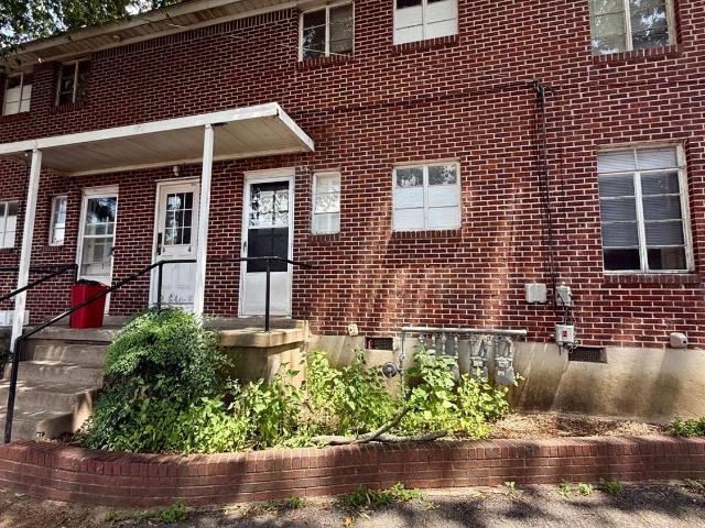 1009 Flint Street