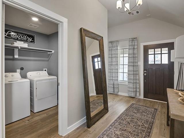 1009 Garnet Star Dr, La Marque, TX 77568
