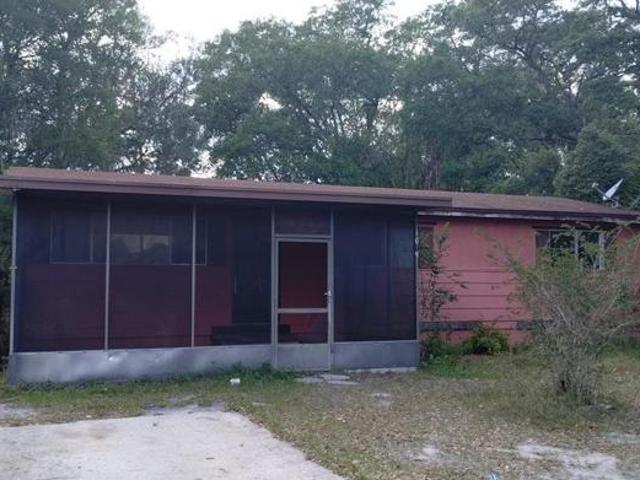 1009 Georgia Ave, Leesburg, FL 34748