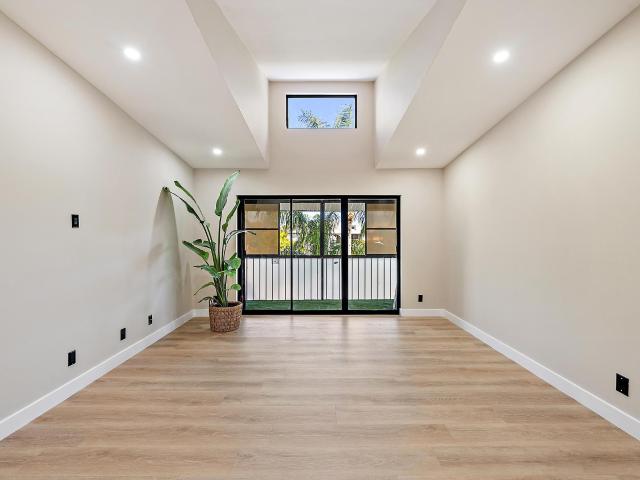 1009 Green Pine Blvd, Unit H3, West Palm Beach, FL 33409 | MLS #R11165 | Compass