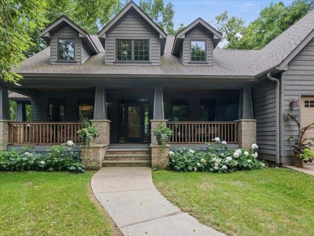 1009 Greenleaf Ct, Northfield, MN 55057