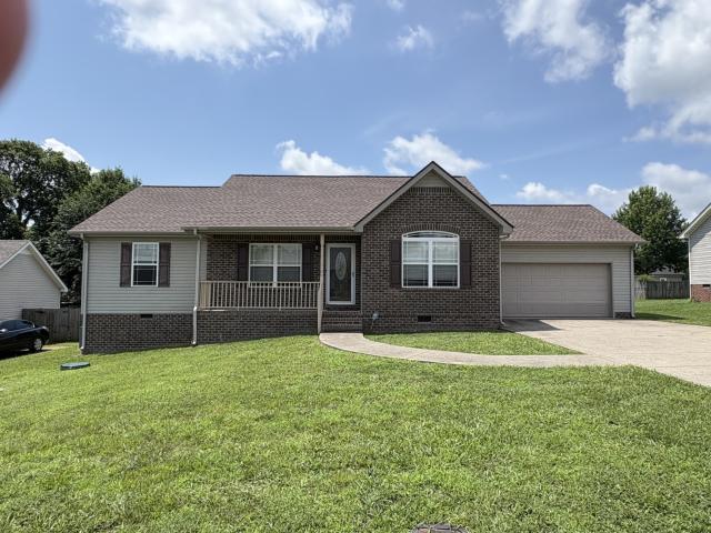 1009 Halverson Dr