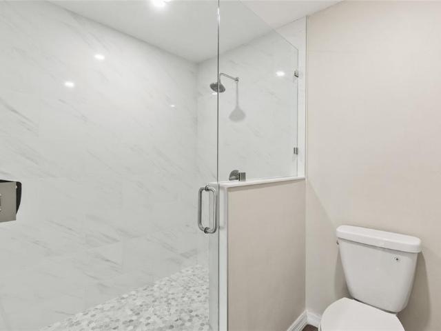 1009 Kings Ct, Venice, FL 34293 | MLS #A4686