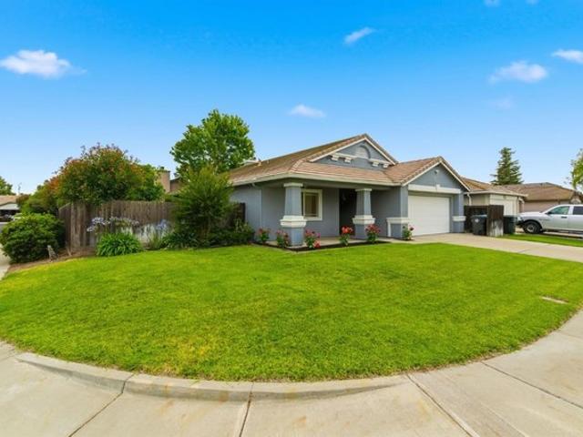 1009 Lambdin St, Manteca, CA 95336